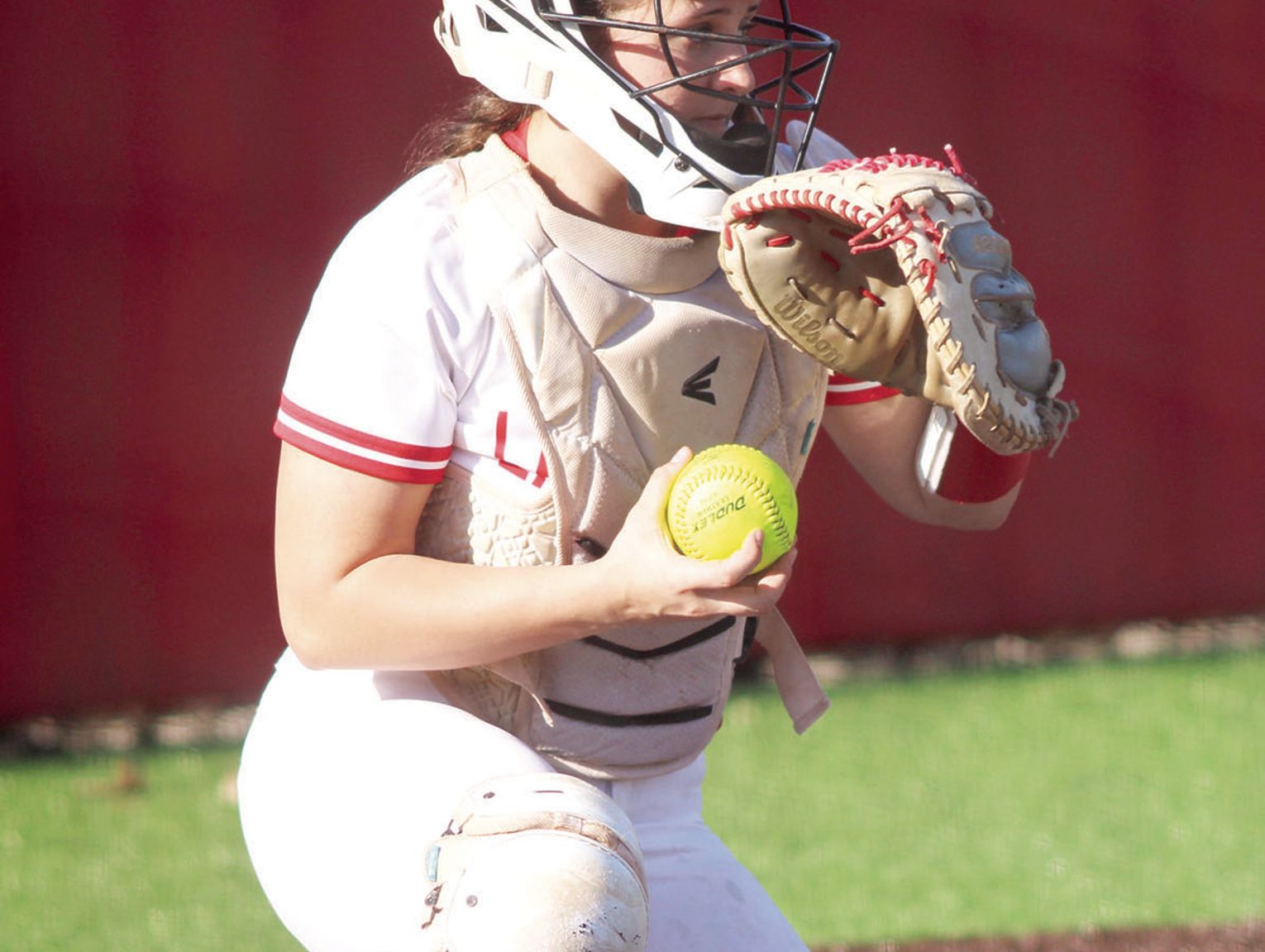 Lady Cards improve to 8-2 in district