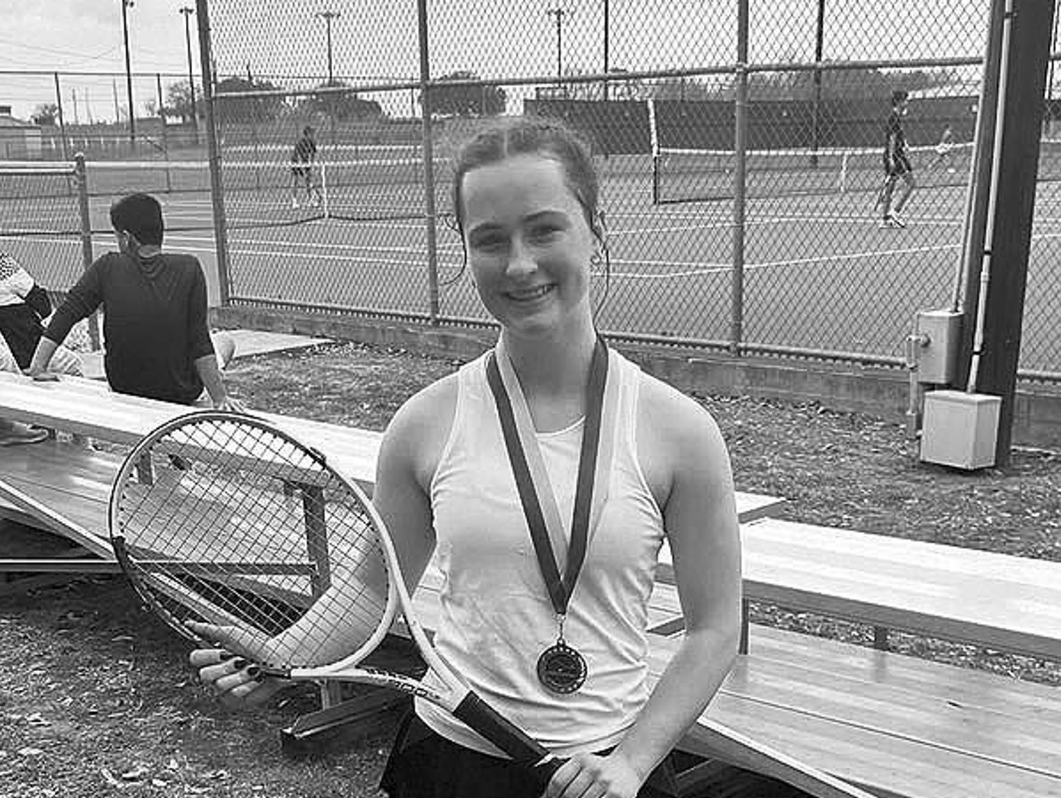 LADY CARDS TAKE HOME GOLD AND BRONZE