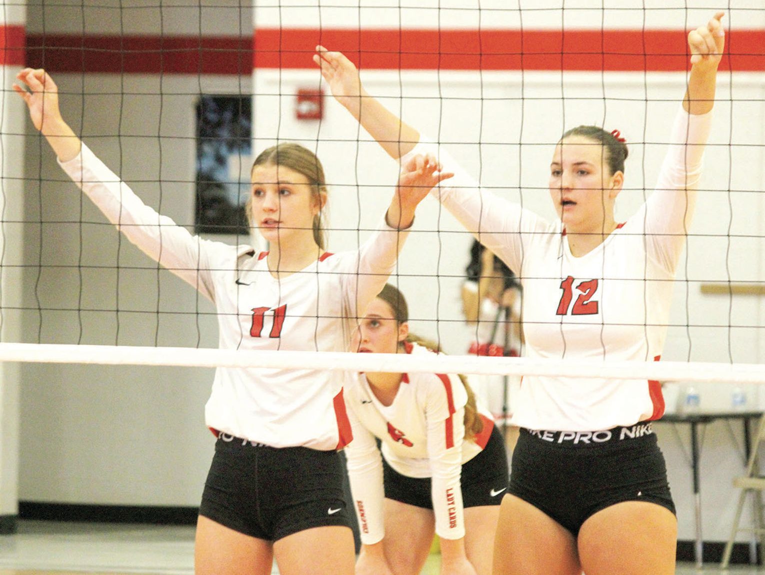 Lady Cards volleyball 9-0 in district