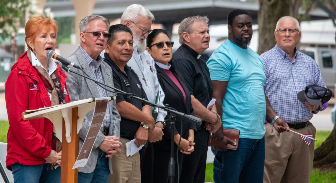 Over 50 Pray And Praise For 75th National Day Of Prayer